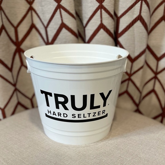 Dining | Truly Hard Seltzer Plastic Ice Bucketpail | Poshmark
